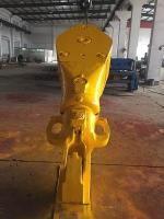 China DG135 Heavy-Duty Drilling Hook 1350 kN Load Capacity 165 mm Opening API 8C Compliant for sale