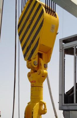 China YC225 Traveling Block with 2250 kN Hook Load Capacity and 32 mm Wireline for Heavy-Duty Drilling Operations for sale