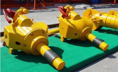 China Drilling Rig Swivel 300 R/min 35 MPa API Spec 8A 1350 KN Static Load for sale
