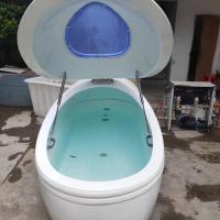 China Hydro Massage SPA Float Sensory Deprivation Tank 220V 50Hz for sale