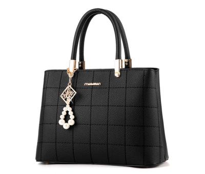 China Square Shape Leather Shoulder Handbags , Soft Leather Shoulder Bags For Womens for sale