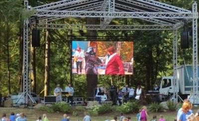 China Concert Rental Led Display P3.91 Full Color LED Display Screen FCC for sale