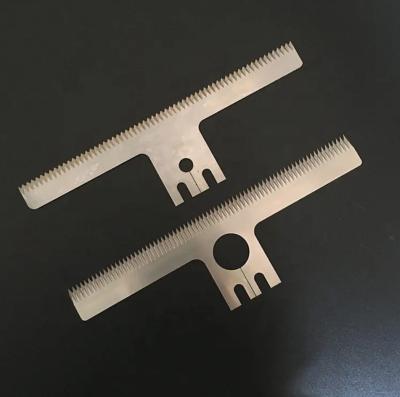 China Cutting Toothed Blade Zigzag Blade Knife Titanium Coated Sharp Edge for sale