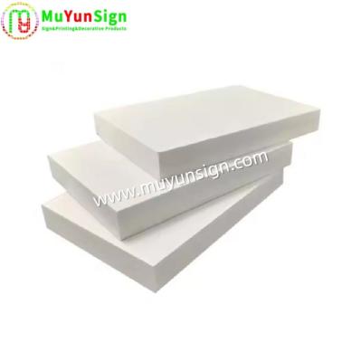 China Multiple Thickness PVC Decorative Wall Panel Glossy Textured Surface Foamed for sale