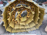 China D3G CAT Crawler Bulldozer Low Hours Good Condition 7360 KG Weight 16.1 gal/min Pump Output for sale