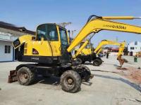 China 0.2m3 Bucket Capacity 42kw 6 Ton Hyundai 60W 4WD Mini Used Hydraulic Wheel Excavator for sale