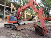 China 7.5t Operating Weight Japan Mini Second Hand Crawler Digger Original Hydraulic Valve for sale
