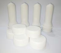 China PET Beverage Bottles Optional Color 28mm 38mm Customize Size With Cap for sale