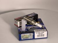 China TOYOTA 8ZRFXE 90919-C1013 DENSO Iridium Spark Plug FC16HR-CY9 3517 for sale
