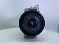 China A0002309711 DENSO AC COMPRESSOR 437100-6381 For BENZ C-CLASS C200 for sale