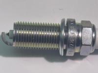 China PLFER7A8EG 94833 VOLKSWAGEN PASSAT 1.8 / 2.0 NGK Platinum Spark Plug for sale