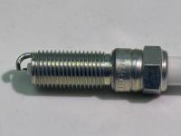 China MALIBU Hybrid 1.8L DOHC 55 486 272 NGK Iridium Spark Plug SILNAR7B7 93227 for sale