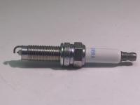 China 101 905 622A NGK Iridium Spark Plug ILZKR8A 94290 For VW PASSAT 3.6 2007-2014 for sale