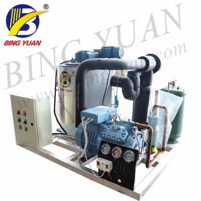 China Evaporative Cooling 10KW R404A Snow Flake Ice Maker , 3 Ton Ice Machine for sale