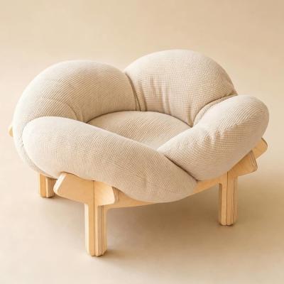 China Eco-Friendly Sturdy Solid Wood Frame Elevated Cat Bed With Removable Washable Cover for sale