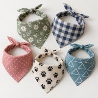 China 100% Cotton Triangle Dog Bandanas Machine Washable Pet Scarf for sale