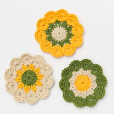 China Handmade Crochet Coaster with Floral Design and Heat Insulation for Home Decor for sale