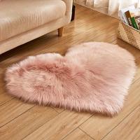 China Heart-Shaped Faux Fur Area Rug Plush Mat Carpet for Living Room for sale