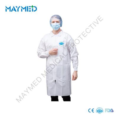 China Microporous 65g Zipper Or Button EN14126 Disposable White Coats for sale