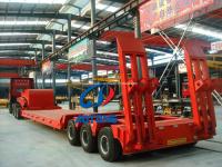 China - 3 Axles Detachable Lowbed Modular Lowboy Semi Trailer Equipment with Hydraulic Ramp for sale