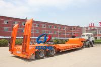 China Mechanical/Hydraulic Ladder Tri-axles 80 tons Utility Lowbed Semi Trailer with Side Walls for sale