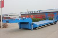China Low Bed Trailer Tractor Truck with Standard 28T Landing Gear and Durable Construction for sale
