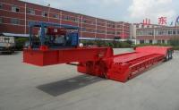 China Low Bed Trailer Tractor Truck with Standard 28T Landing Gear and Durable Construction for sale