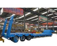 China 13 Tons Fuwa/BPW Axle Hydraulic Lowboy Semi Trailer for Heavy Machinery Transportation for sale