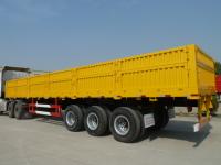 China Tri Axles Lowbed Semi Trailer with Ladder Side Wall and 28 Ton Two Speed Landing Gear for sale