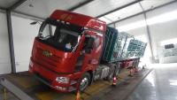 China 60000 kg Max Payload 3 Axles Cattle Fence Type Semi Trailer for Livestock Transportation for sale