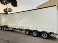 China Side Wall/Curtain Side/Fence Semi Trailer with Mechanical Suspension and 12R22.5 Tires for sale