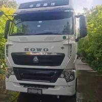 China HW76 Comfortable Cabin Sinotruk Howo Tractor Truck for Heavy Load Transportation for sale