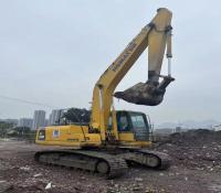 China Vertical Depth 3.48m Used Crawler Excavator Pre Owned  Komatsu Excavator Pc200 for sale