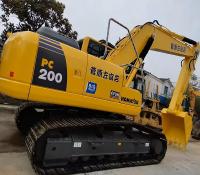 China Secondhand Komatsu Excavator 2840mm Track Yellow Second Hand Excavator PC200-8 for sale