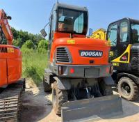 China Original Korea Used Mini Excavator Doosan DX60W-9C  6 Ton Small Wheel Excavator for sale