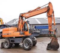 China Doosan Machines Used In Excavation DX140W Second Hand Diggers for sale