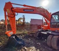 China Doosan Machines Used In Excavation DX140W Second Hand Diggers for sale