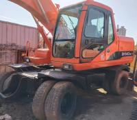 China Doosan Machines Used In Excavation DX140W Second Hand Diggers for sale