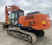 China Hot Sell good condition Second-hand Hitachi ZX240 excavator with 1.2-1.4m³ Bucket capacity for sale