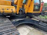 China Cummins Engine Excavator Digger Hyundai  220-9s 5-10 Meters Dumping Height Good Condition 50 Tons Operating Weight for sale