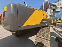 China D5E Engine Model 18100kg  Second Hand Vollvo EC210D Hydraulic Crawler Excavator with 123kw power for sale