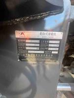 China Second Hand Powershift Loader Model 956 with 262 Hp and 3.3 M3 Bucket Capacity for sale