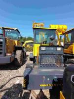China 262 Hp Pre owned Loader with 1.9 M Bucket Height 3.3 M Bucket and 38.1 Km/h Max Speed for sale