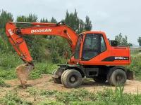 China Used Doosan  DH150 Wheel Excavator in Good Condition for sale