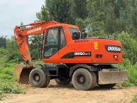 China Used Doosan  DH150 Wheel Excavator in Good Condition for sale