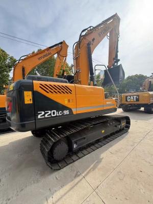 China Hyundai 220LC-9S crawler hydraulic excavator original gears and pump in good condition, low hour digging force and strong for sale