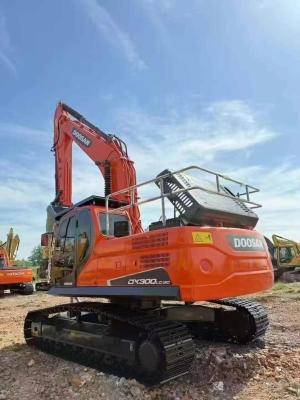 China Original Korean Imported Doosan DX300LC Excavator, 30-ton Operating Weight, 0.64-1.75m³ Bucket, 151kW Power for sale