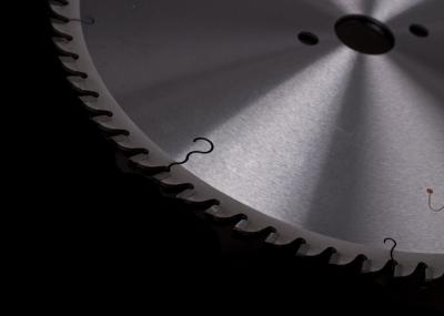 China OEM 12 Inch 300mm TCT Saw Blade with 72 Teeth for Wood Panel Cutting - Japanese Steel Construction for sale