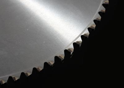 China Industrial Metal Cutting Saw Blade 315mm 80-2 Cermet Tips Unique Teeth Angle for sale