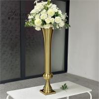 China ZT-588 Tall Gold Metal Vase 98cm Height for Wedding Centerpieces and Event Decor for sale
